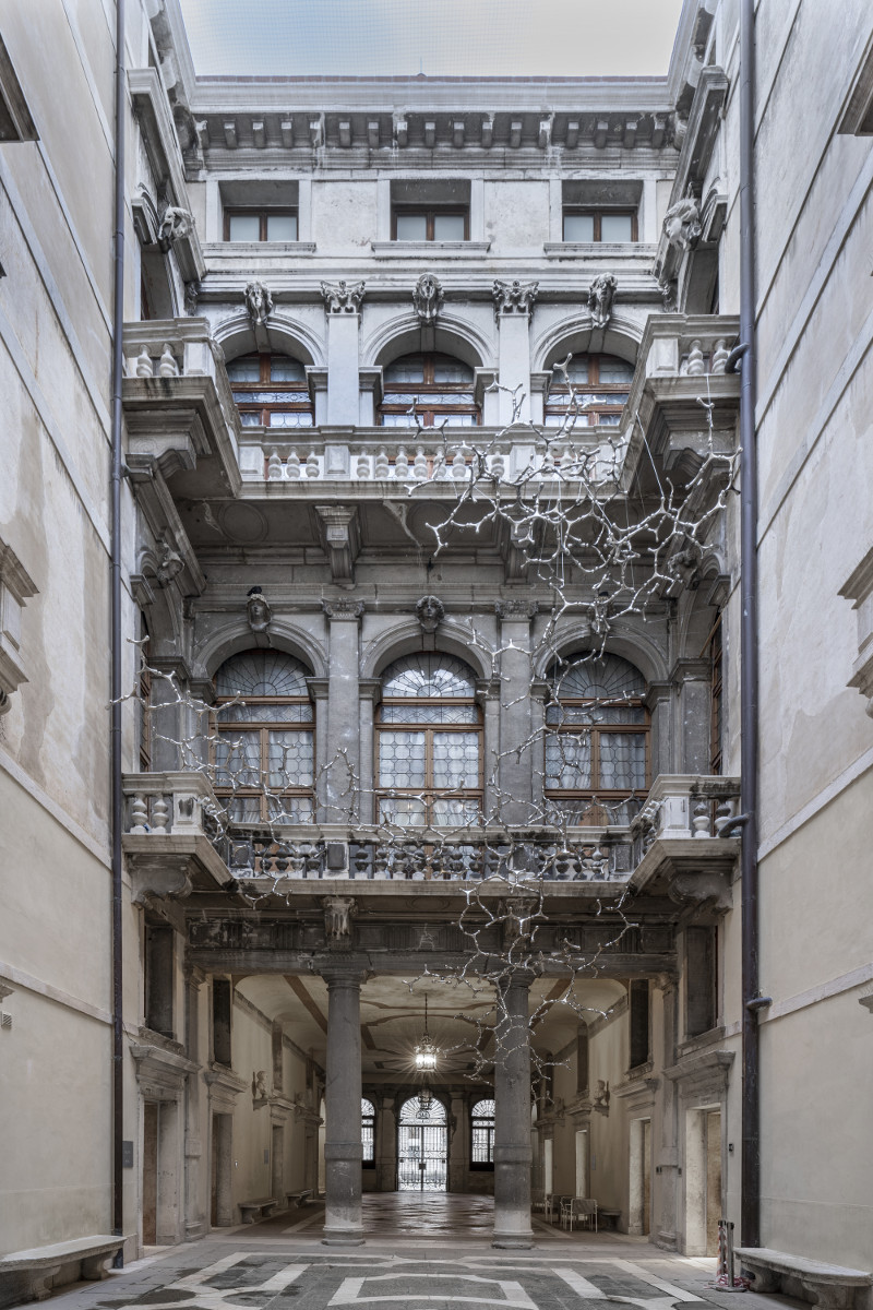 2.Loris_Cecchini_©photo - - - OKNOstudio | Ca' Rezzonico